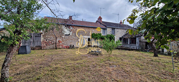 Maison à vendre - Chaveignes - 4 pièces - 3 chambres