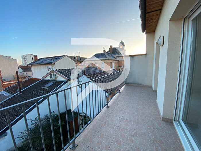 Appartement à louer - Bétheny - 5 pièces - 3 chambres