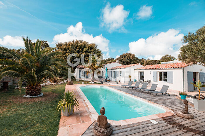Maison à vendre - Saint-Pierre-dOléron - 6 pièces - 4 chambres