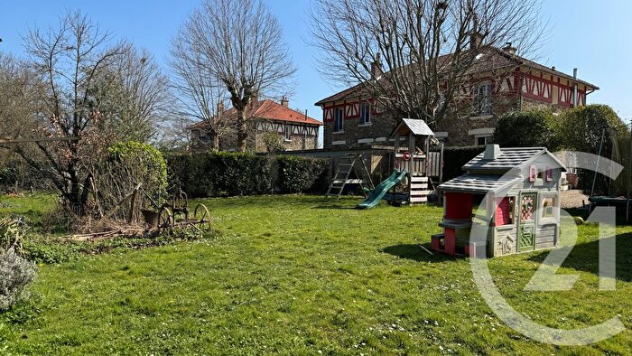 Appartement à vendre - Saint-Rémy-lHonoré - 3 pièces - 2 chambres