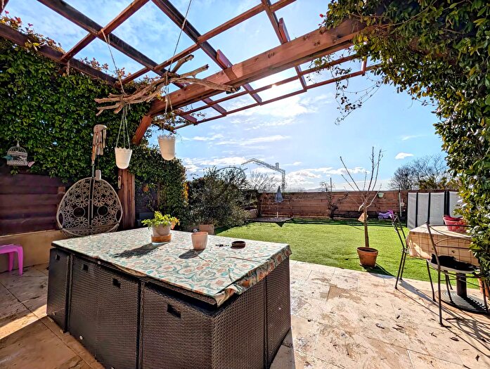 Maison à vendre - Pertuis, Centre-ville, Fours à Chaux, Claret - 6 pièces - 4 chambres