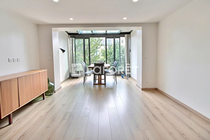 Maison à vendre - Suresnes, Plateau Ouest - 5 pièces - 4 chambres