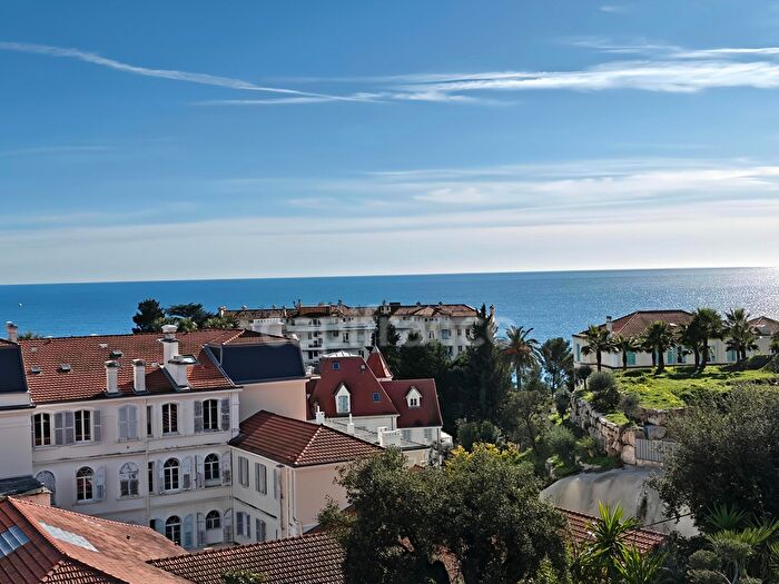 Maison 6 pièces à Cannes, Croix des Gardes, à vendre