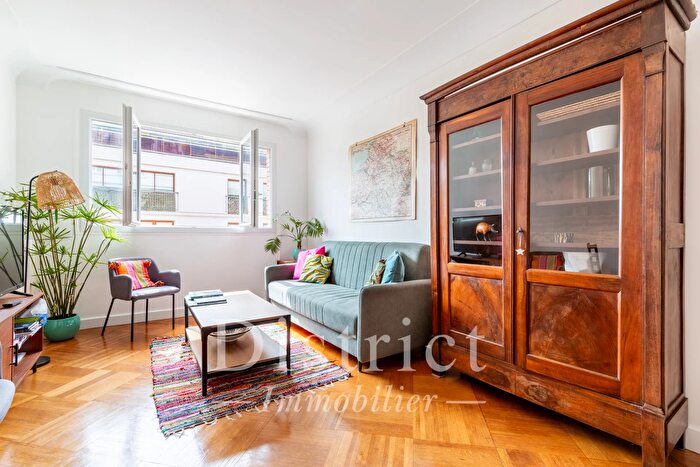 Appartement 2 pièces à vendre à Paris 15ème, Saint-Lambert, Convention