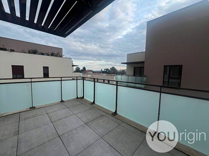 Appartement à louer - Crepieux, Rillieux-la-Pape - 3 pièces - 2 chambres