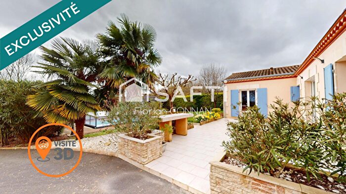 Maison à vendre - Antezant-la-Chapelle - 7 pièces - 4 chambres