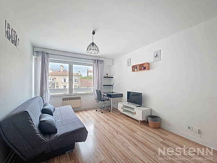 Appartement à louer - Nancy, Poincaré, Foch, Anatole France, Croix de Bourgogne - 1 pièce
