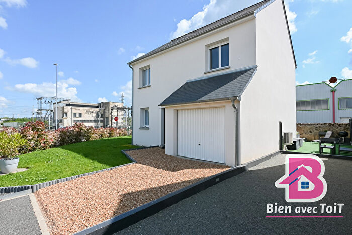 Courville-sur-Eure - Maison 5 pièces à vendre