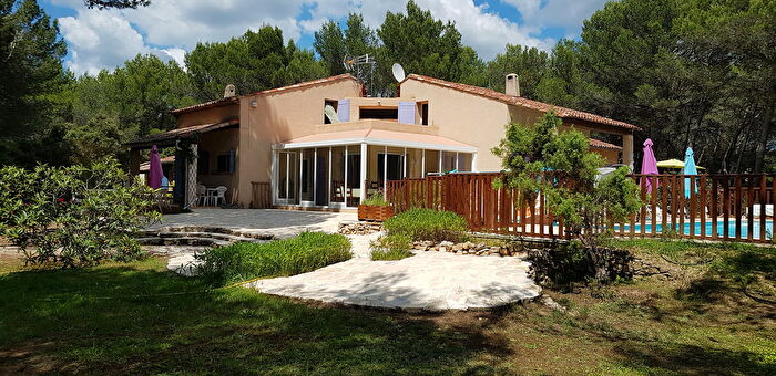 Maison à vendre - Lambesc - 9 pièces - 4 chambres