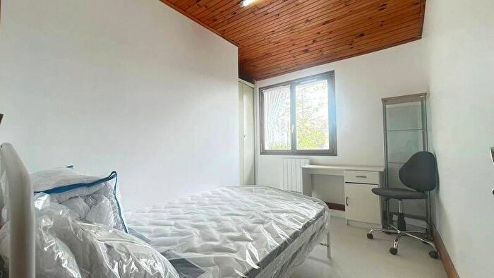 Appartement 1 pièce à louer - Vaux de Rome, Villejuif