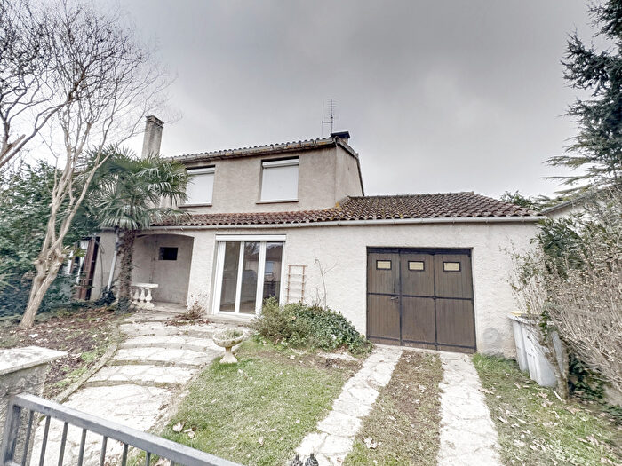 Maison à vendre - Soual - 6 pièces - 4 chambres