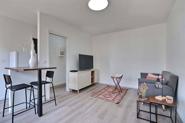 Appartement à louer - La Chapelle-Marx Dormoy, Paris ème arrondissement - 1 pièce