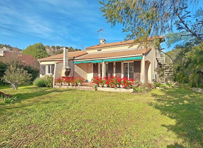 Maison à vendre - Allauch - 6 pièces - 4 chambres