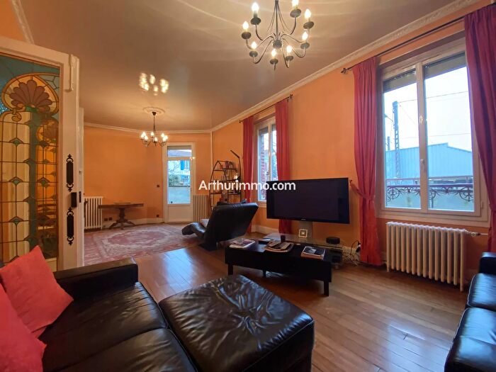 Maison à vendre - Sucy-en-Brie, Gare, Noyers, Berges de Sucy - 7 pièces - 4 chambres