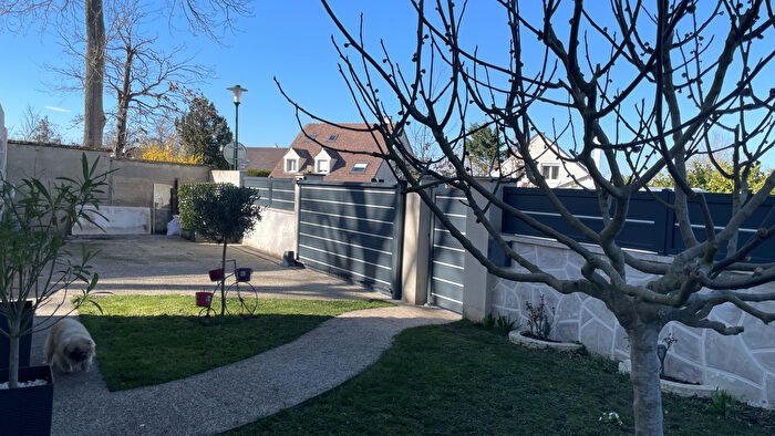 Maison à vendre - Plaisir, Gâtines, Boissière, Mare aux Saules - 7 pièces - 4 chambres