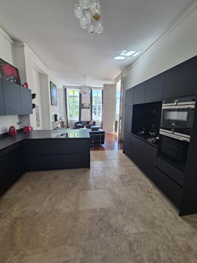 La Côte-Saint-André : Maison 8 pièces à vendre