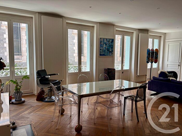 Saint-Étienne, Centre-ville, Peuple, Chavanelle : Appartement 6 pièces à vendre
