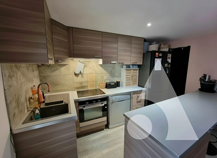 Appartement à vendre - Trans-en-Provence - 3 pièces - 2 chambres