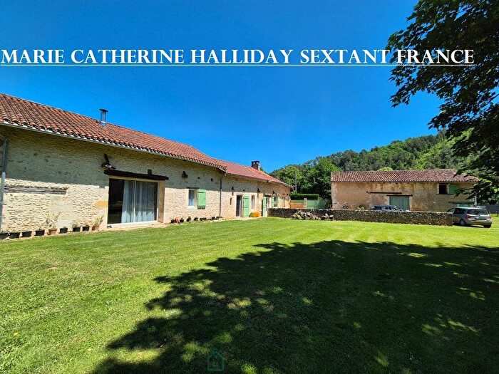 Maison à vendre - Périgueux - 10 pièces - 3 chambres