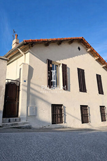 Maison à vendre - Marseille e  - 6 pièces - 5 chambres