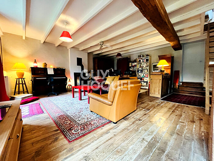 Maison à vendre - Cramchaban - 7 pièces - 5 chambres