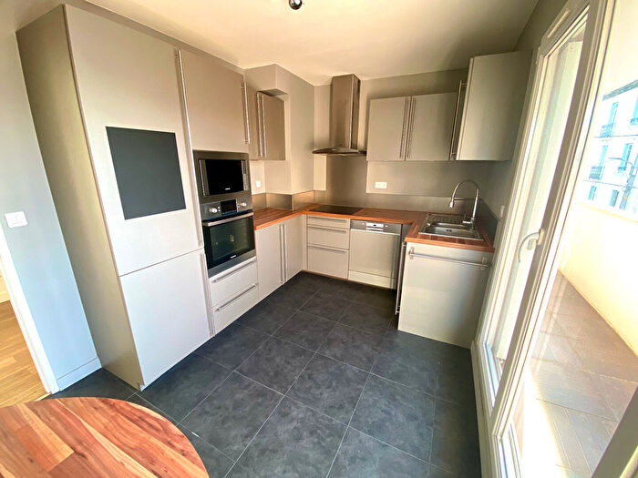 Appartement à vendre - Clermont-Ferrand, Vallières, Sallins, Poncillon - 4 pièces - 3 chambres