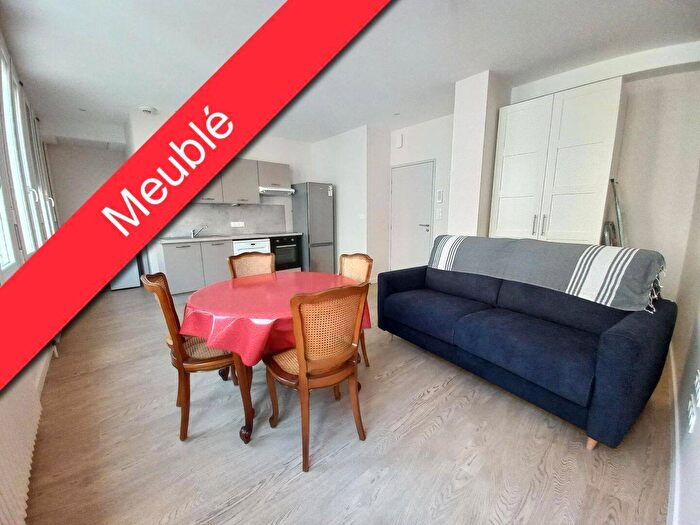 Appartement à louer - Gare-Beauregard, Millau - 2 pièces - 1 chambre