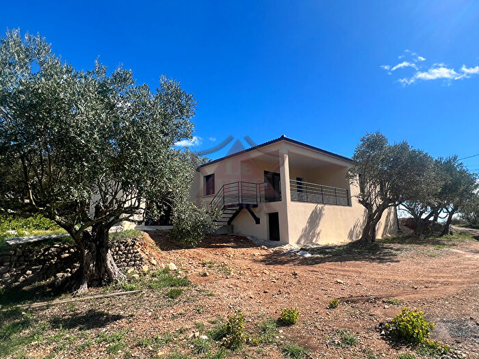 Maison à vendre - Saint-Ambroix - 4 pièces - 3 chambres