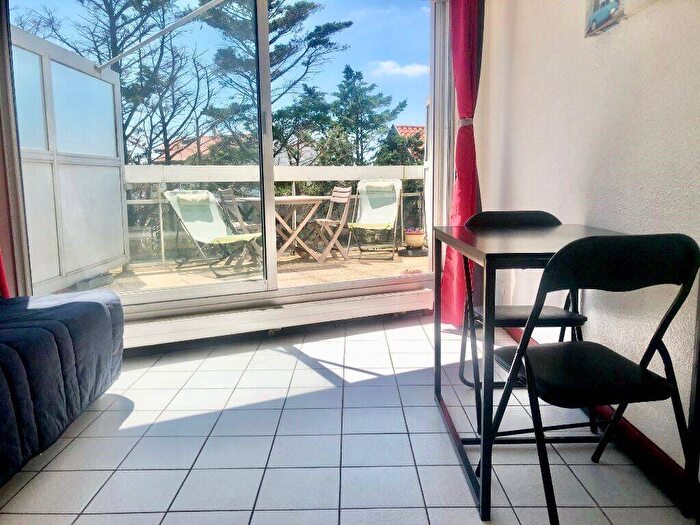 Cinq Cantons-Golf, Anglet : Appartement 1 pièce à louer
