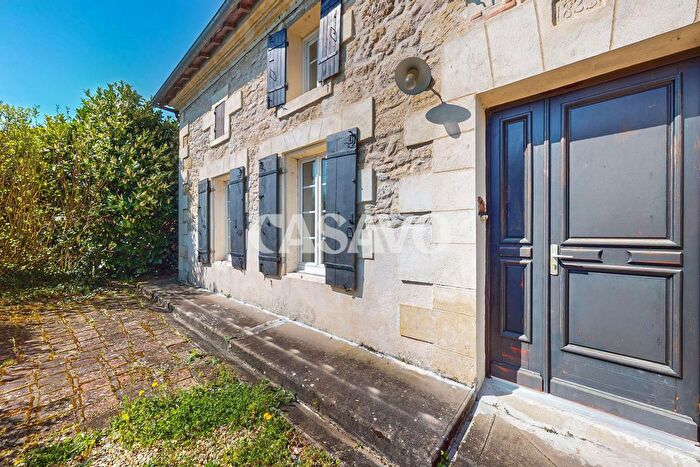 Maison à vendre - Montpeyroux - 7 pièces - 5 chambres