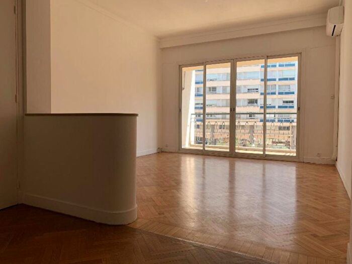 Appartement 3 pièces à louer à Marseille 8ème, Pointe Rouge
