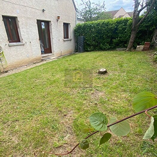 Nord, Saint-Nom-la-Bretèche - Appartement 3 pièces à louer