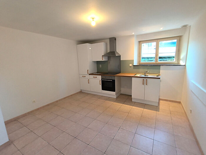 Maison à louer - Aiguefonde - 3 pièces - 2 chambres