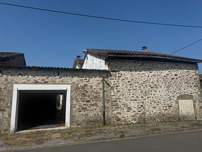 Maison à vendre - Saint-Victurnien - 3 pièces - 2 chambres