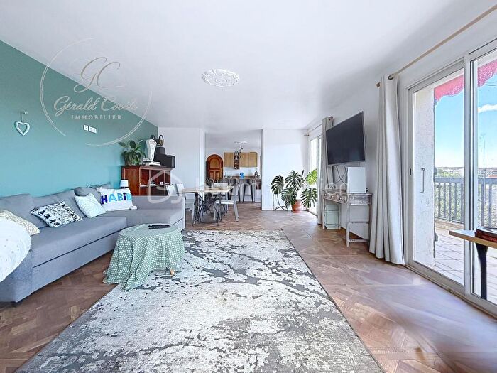 Appartement 5 pièces à vendre à Vallauris, Pertuades