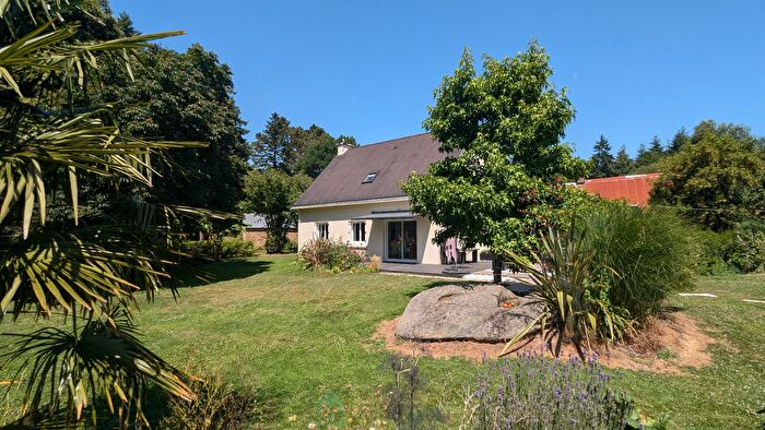 Maison 6 pièces à vendre à Camors