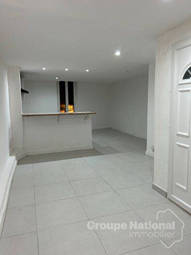 Appartement à louer - Rians - 2 pièces