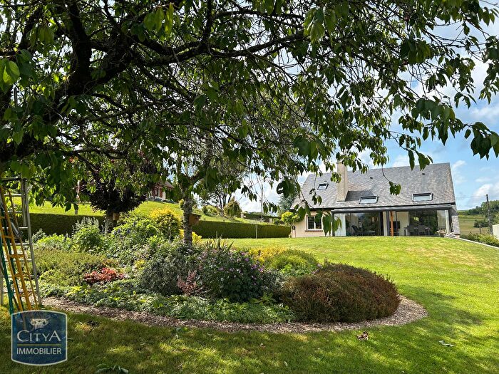 Maison à vendre - Neuville-lès-This - 5 pièces - 4 chambres