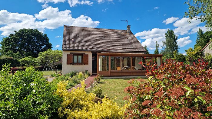 Maison 5 pièces à vendre à Chevannes