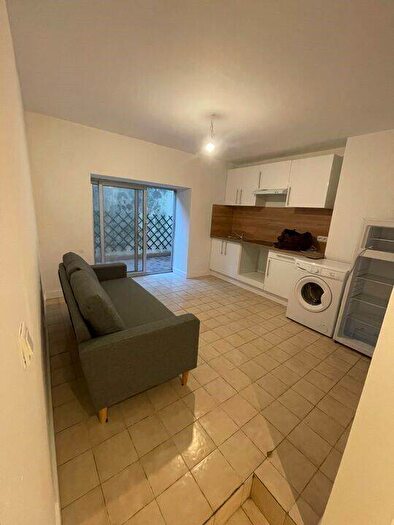 Appartement à louer - Centre Ville, Bagnols-sur-Cèze - 2 pièces - 1 chambre