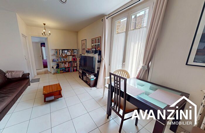 Appartement à vendre - Couilly-Pont-aux-Dames - 3 pièces - 2 chambres