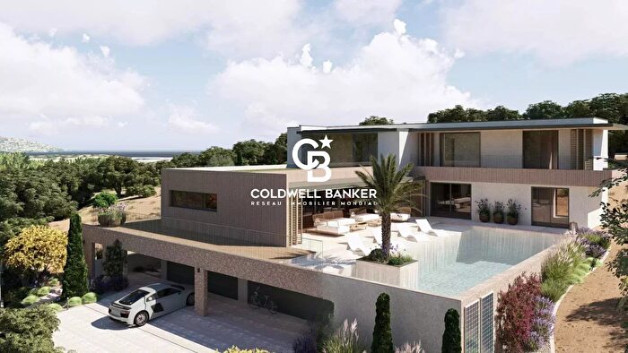 Bormes-les-Mimosas - Maison 8 pièces à vendre