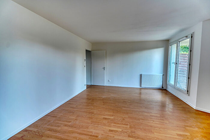 Appartement à vendre - Élancourt, Les Petits Prés - 2 pièces - 1 chambre