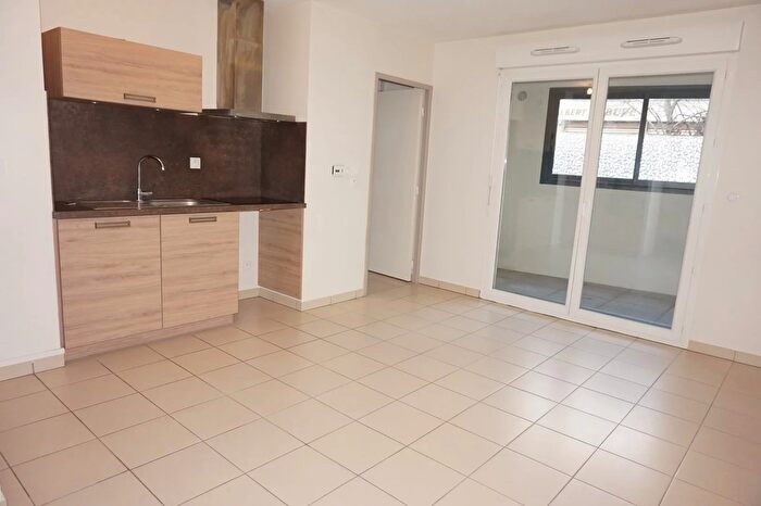 Appartement 3 pièces à Villefranche-sur-Saône, Ouest, à louer