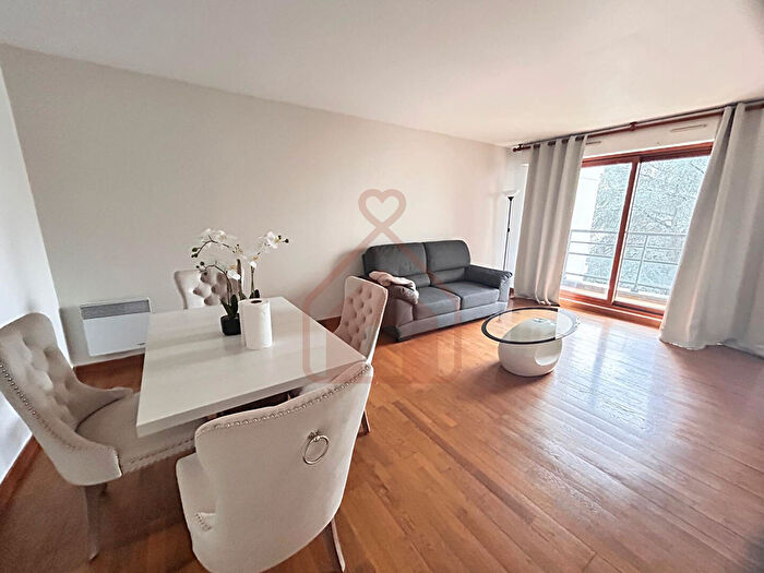 Appartement à louer - Le Kremlin-Bicêtre, Les Coquettes, Les Plantes - 2 pièces - 1 chambre