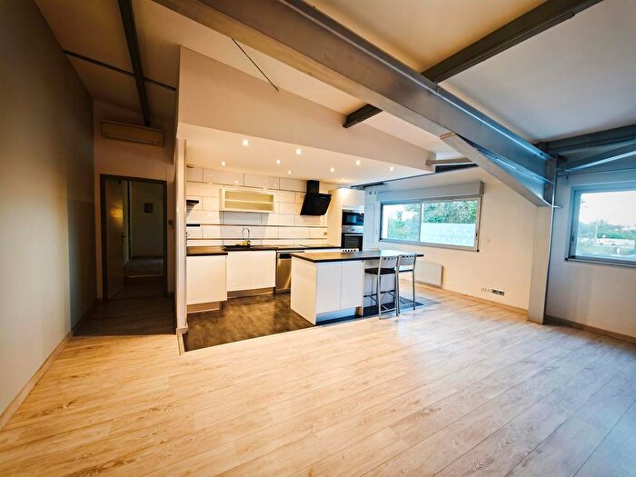 Appartement à vendre - La Salvetat-Saint-Gilles - 3 pièces - 2 chambres