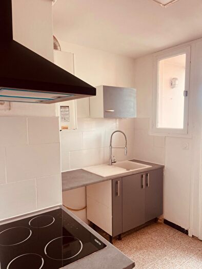 Appartement à louer - Nîmes, Les Amoureux - 3 pièces - 2 chambres