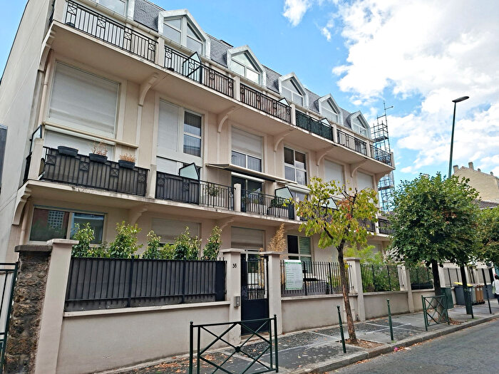 Appartement 2 pièces à louer - La Garenne-Colombes, Centre Nord, Gare, Mairie