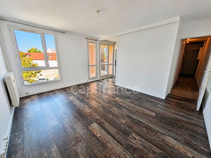 Corbeil-Essonnes, Rive droite - Appartement 3 pièces à vendre