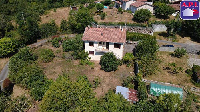 Maison 4 pièces à Montjoie-en-Couserans, à vendre